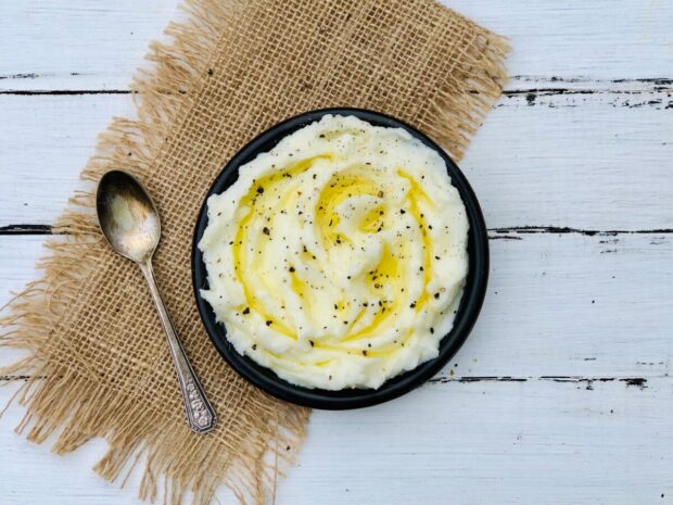 Why Do You Put a Raw Egg in Mashed Potatoes? - Listen to Mind